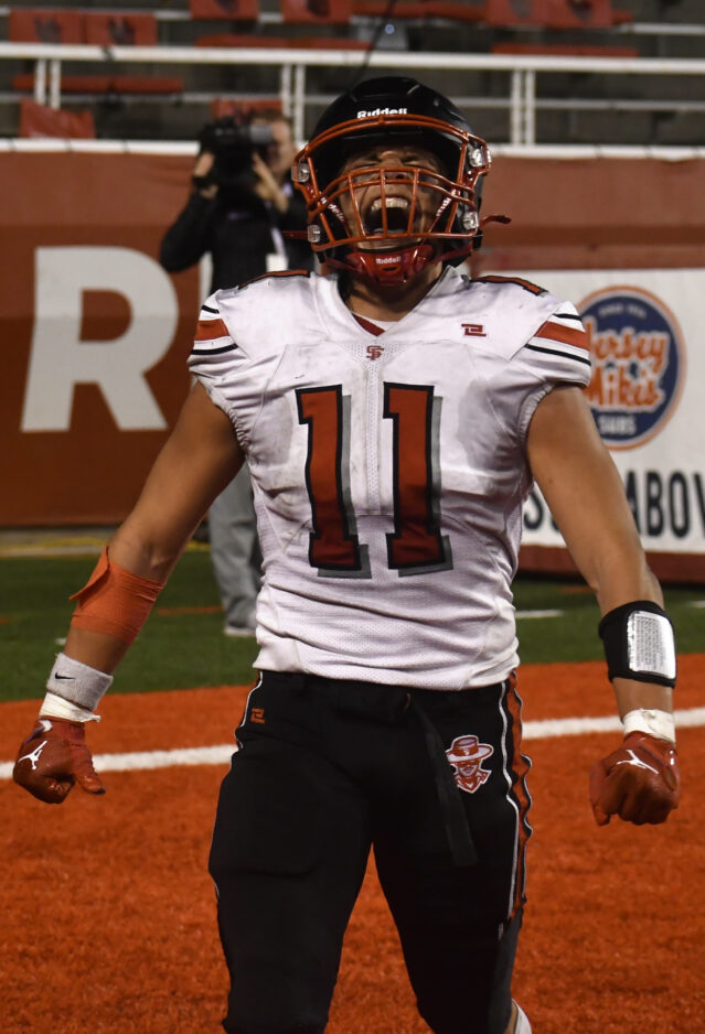 Spanish Fork football scores late, shuts down top-seeded Ridgeline in 4A semifinals | News ...